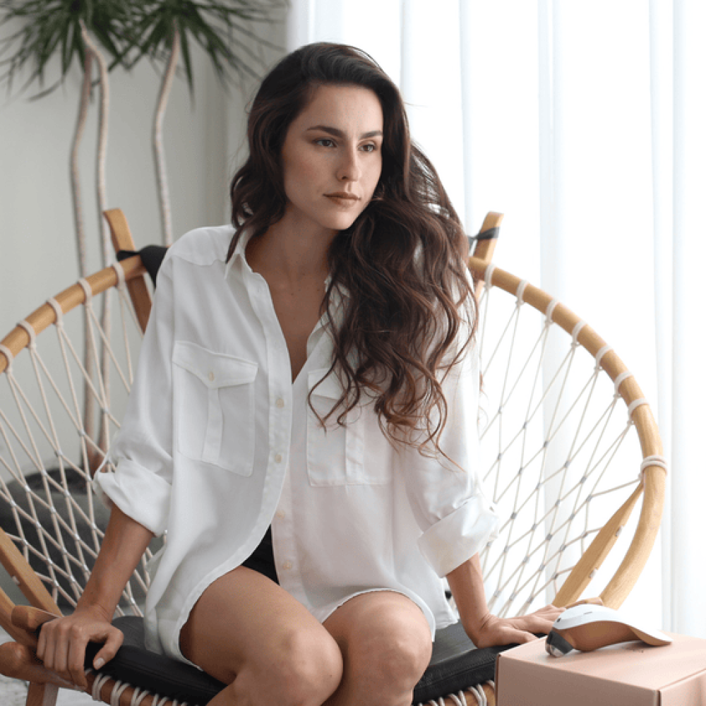 سينسيكا جهاز إزالة التجاعيد Sensilift بتقنية DRF، أبيض/ذهبي وردي.